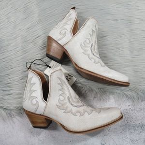 Myra Bag | Shoes | Myra Yipple Western Leather Embroidered Ankle ...